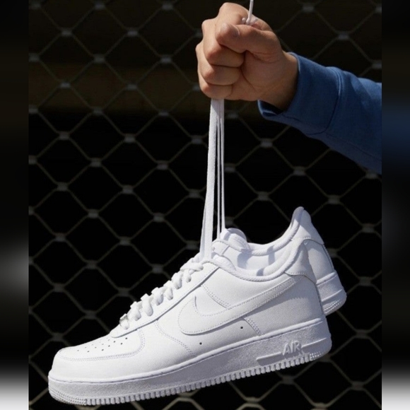 Nike | Shoes | Mens Nike Air Force One Af1 Low 1 07 Flyease White ...